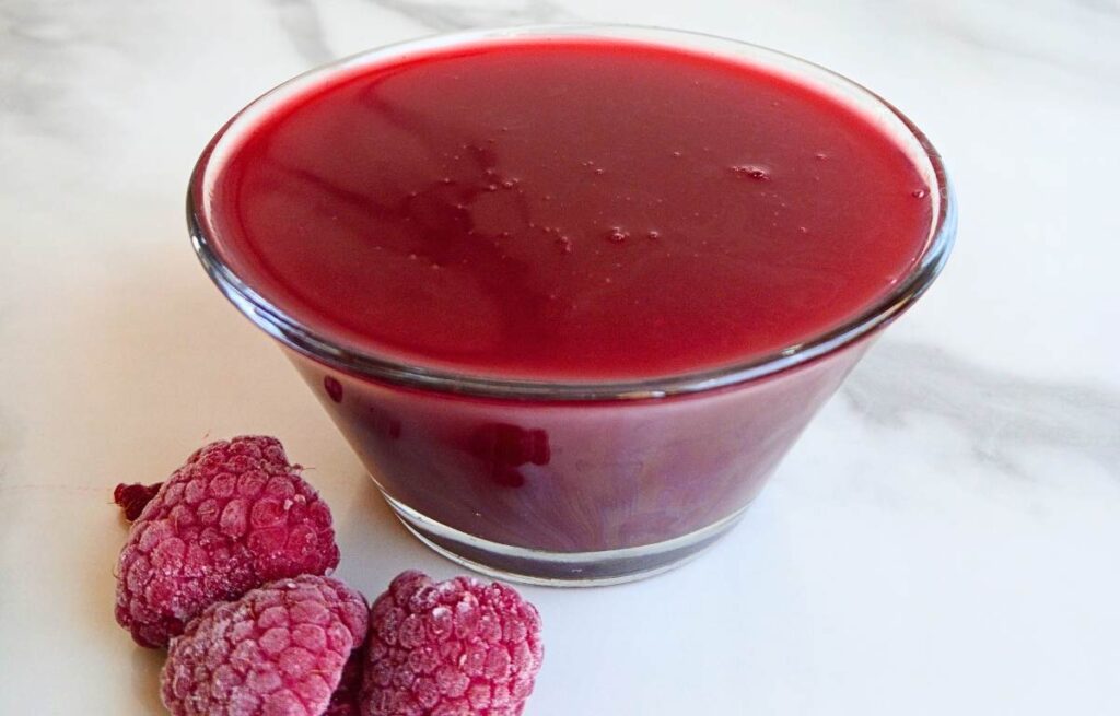 Healthy Raspberry Simple Syrup Recipe | Just 14 Calories per Serving ...